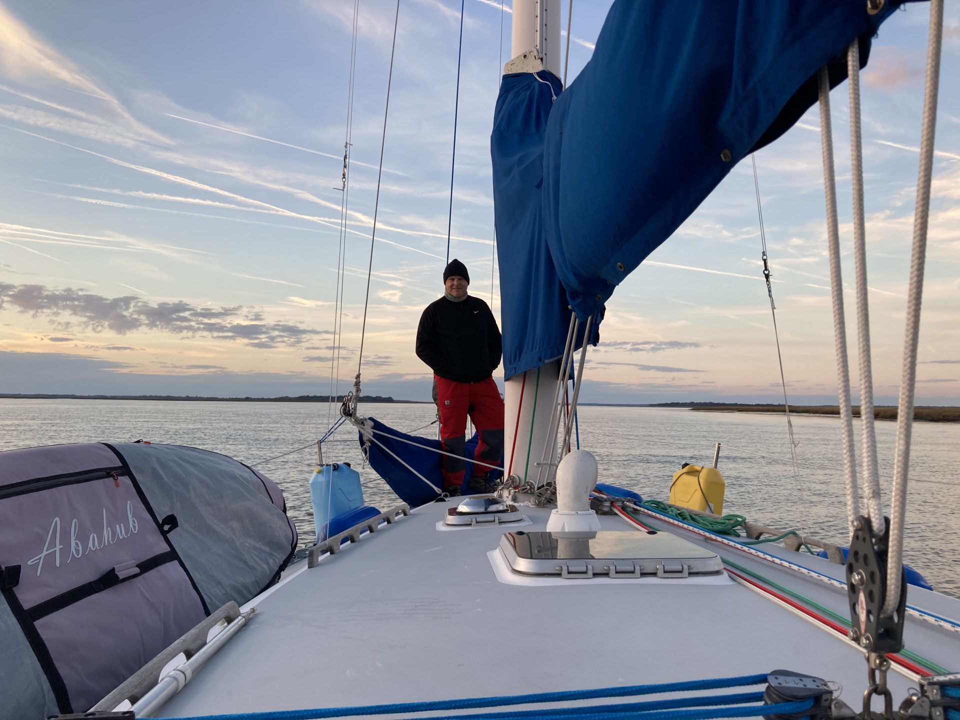 Anchor stuck… – Sailing Freedom